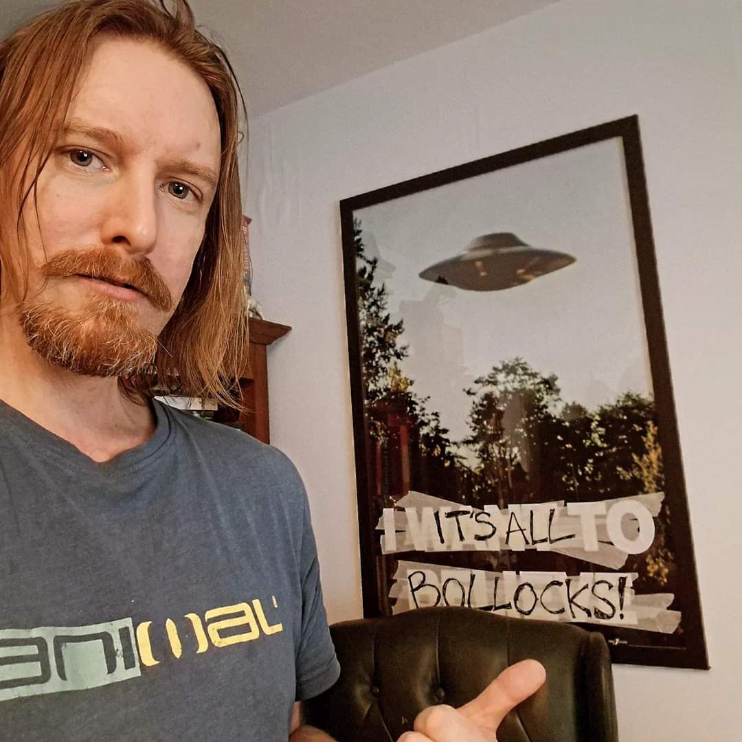 Prop Up Your Writing – Andrew Chapman / Author and Screenwriter